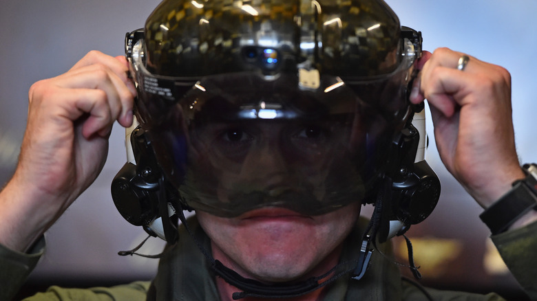Here's What Makes The F-35 Pilot Helmet So Unique - Jonathan H. Kantor